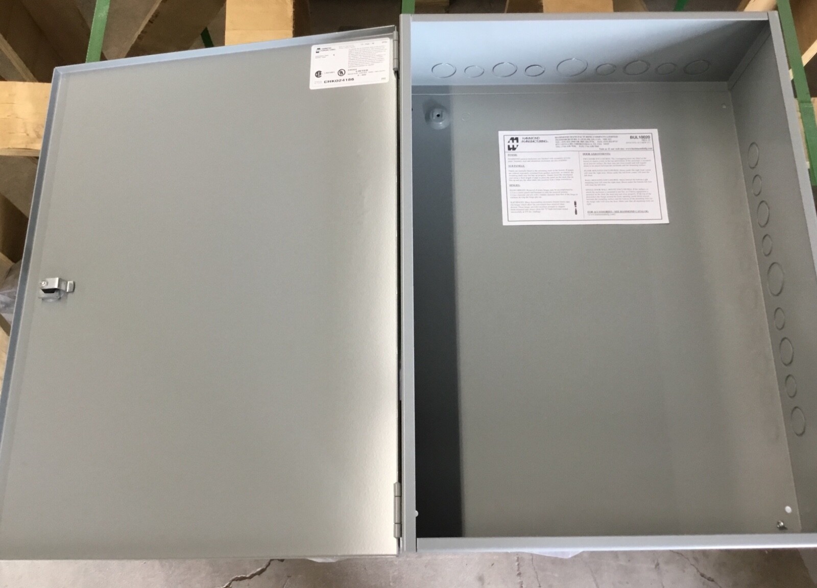 HAMMOND CHKO24186 24x18x6 BOX NEMA 1 | eBay