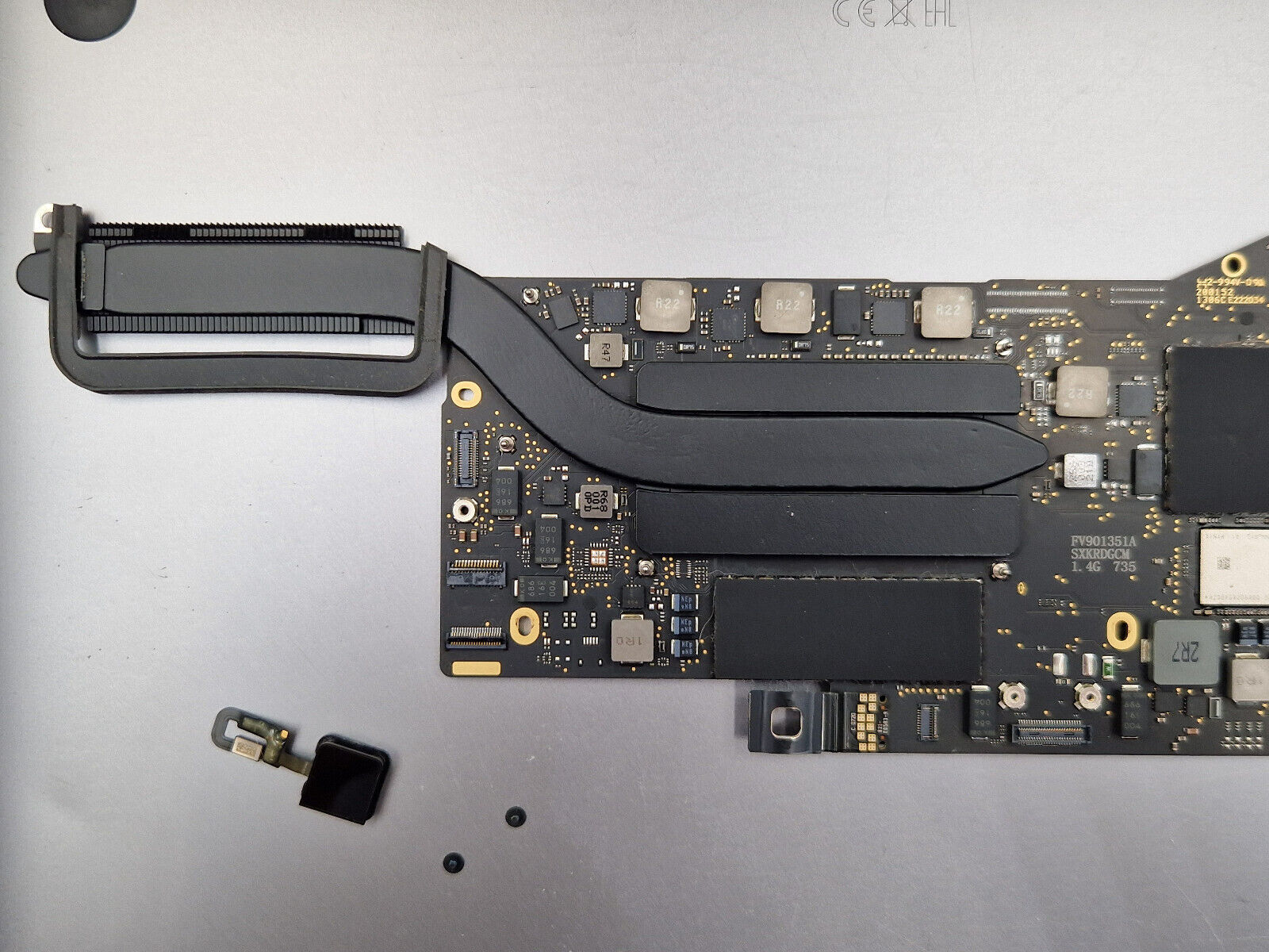 MacBook Pro 13" A2159 2019 1.4 GHz i5 8GB 128GB Logic Board & Touch ID ...