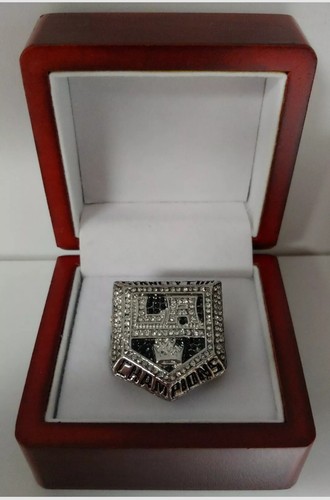 Justin Williams- 2014 Los Angeles Kings Stanley Cup Ring With Wooden ...