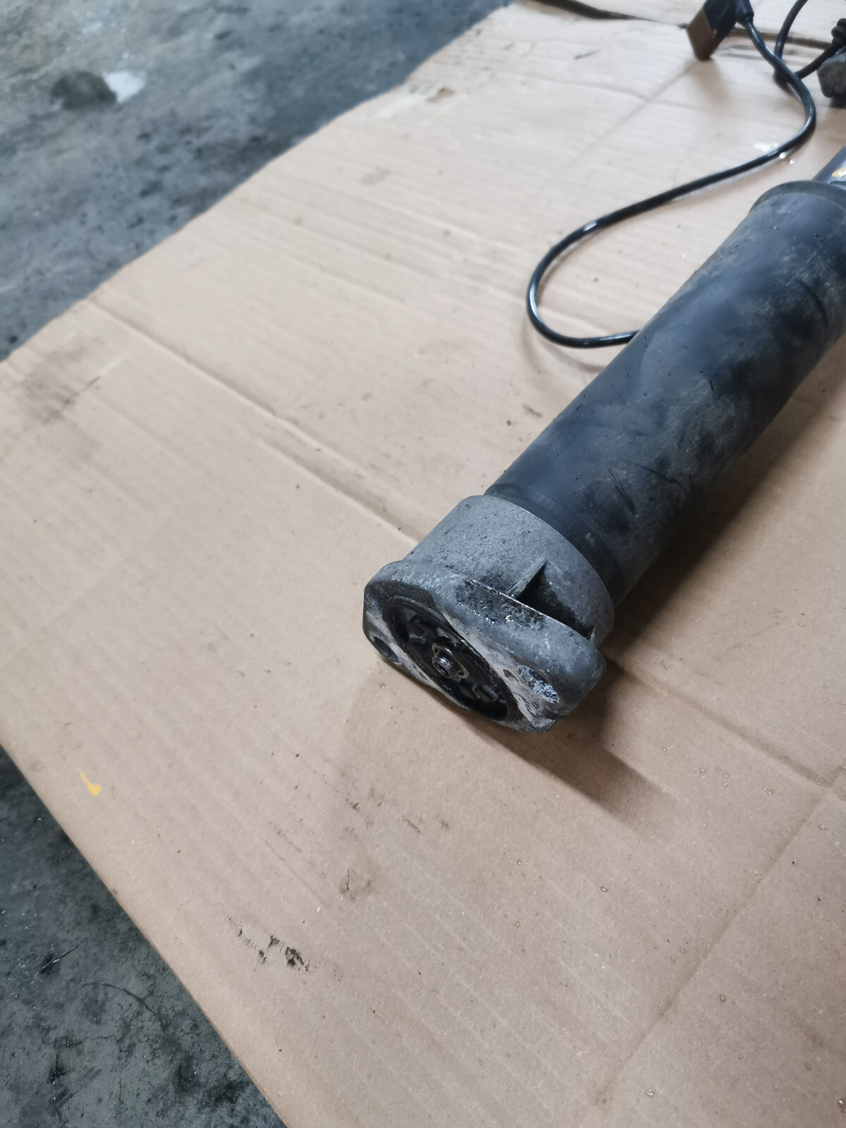 MERCEDES W205 C Class Rear Airmatic Shock Absorber Right A2053208630 ...