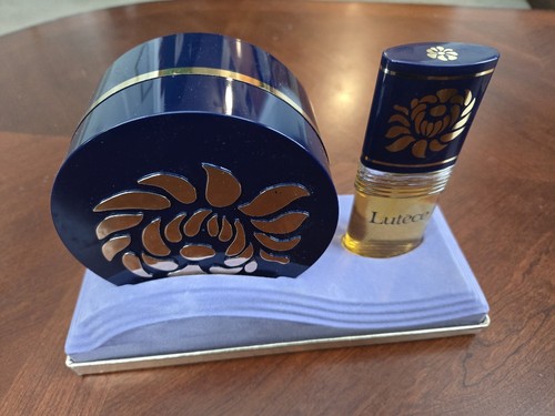 Lutece Houbigant Eau de Parfum Spray (1 fl. oz.) & Dusting Powder (3 oz ...