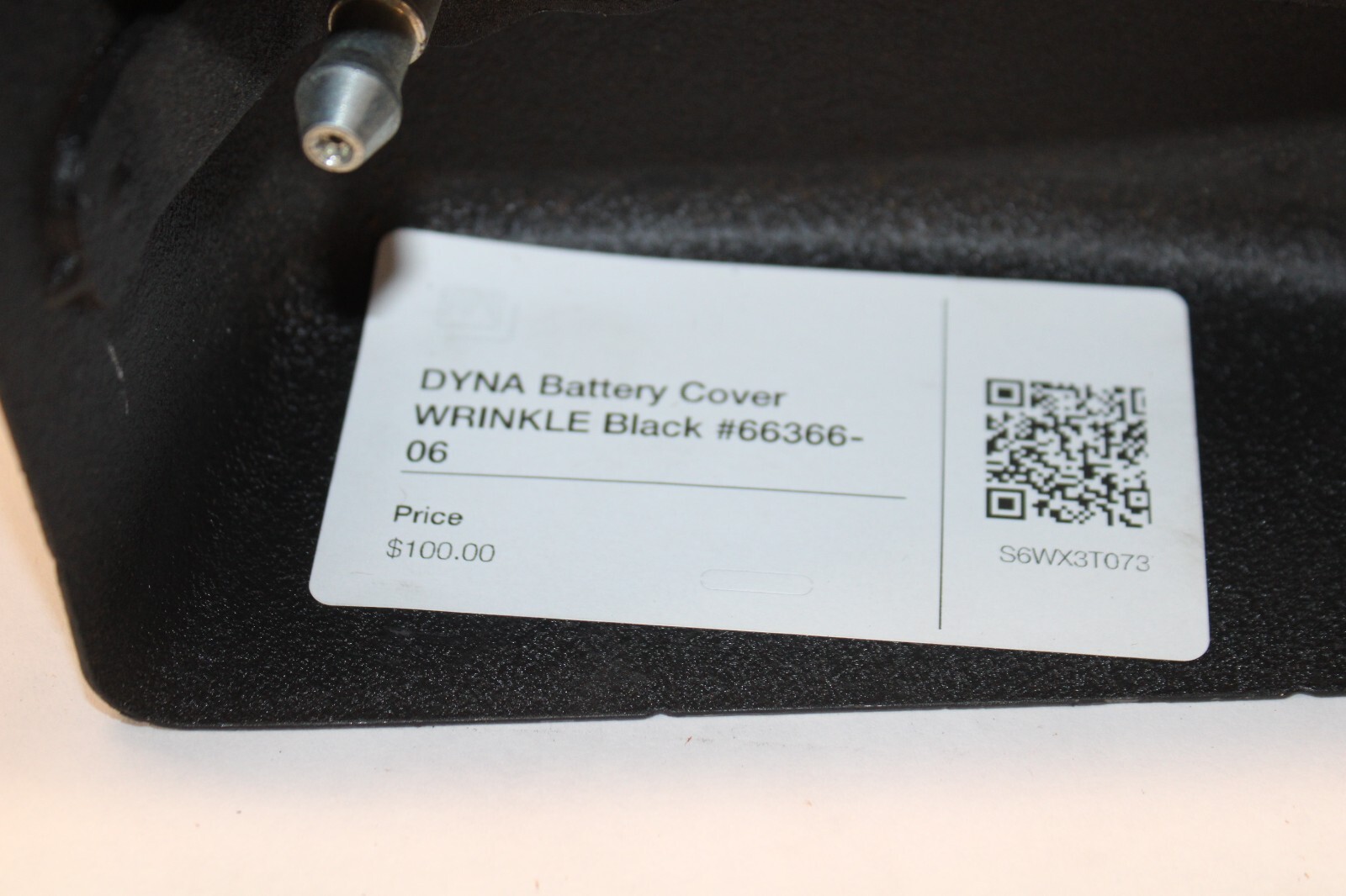 Harley-Davidson Dyna Battery Cover Wrinkle Black #66366-06 | OE