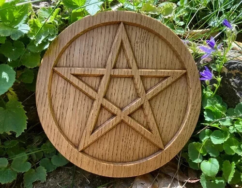 Wicca Ceremonial The Altar Pentacle - Carved in Solid Oak - Witchcraft ...
