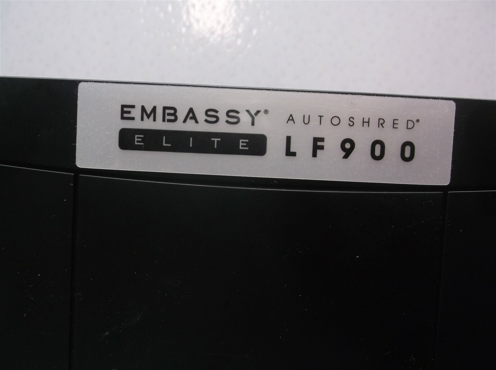 Black Waste Bin Embassy Elite lf900 Auto Feed Microcut Paper Shredder ...