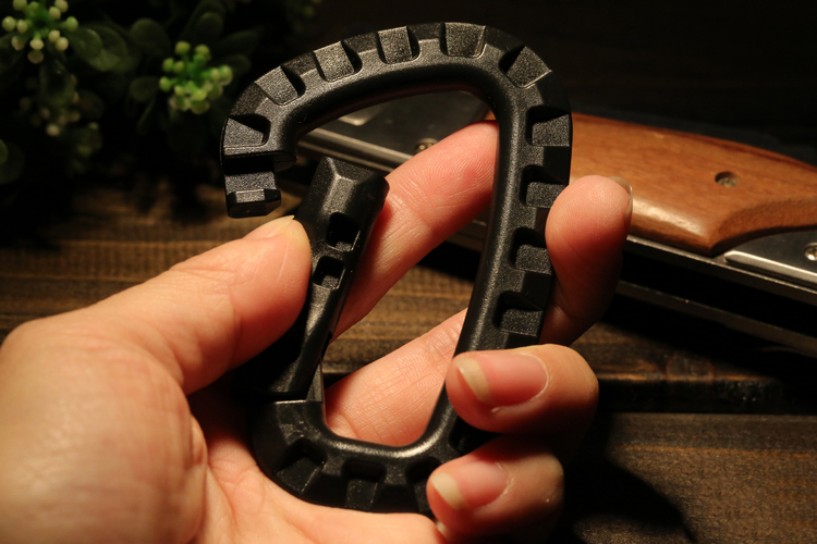 TACTICAL CARABINER 200 POUND D SHAPE CLIP HOOK ARMY MOLLE PLCE ...