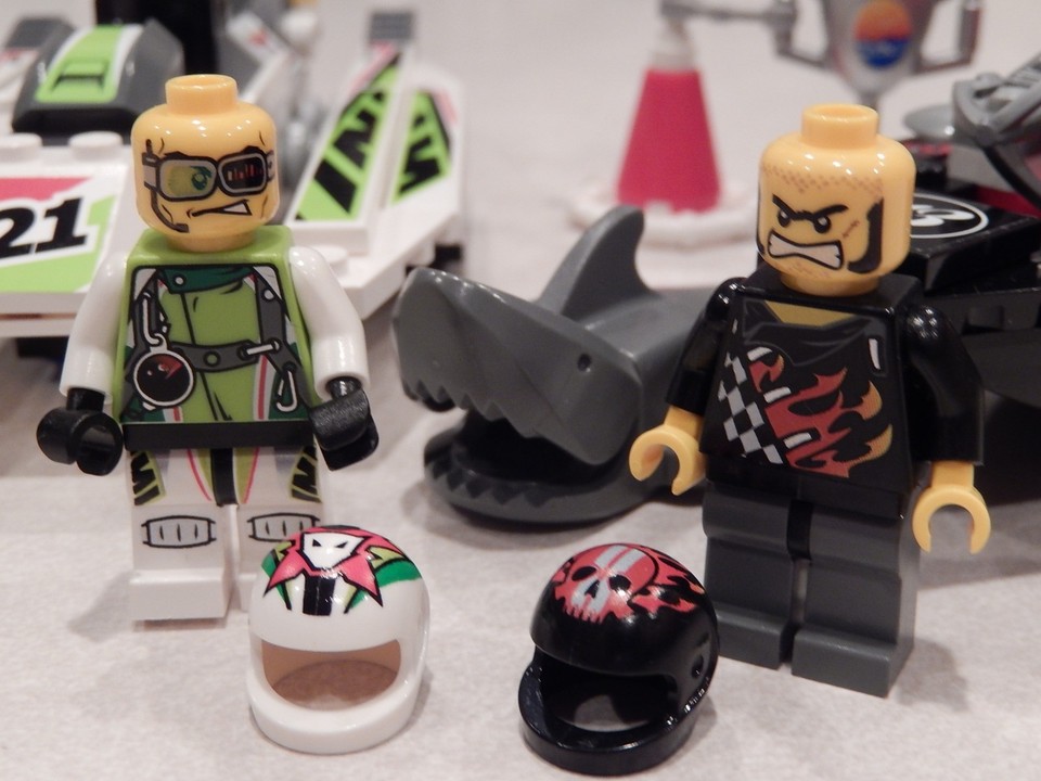 Lego 8897 Jagged Jaws Reef World Racers 100% Complete | eBay