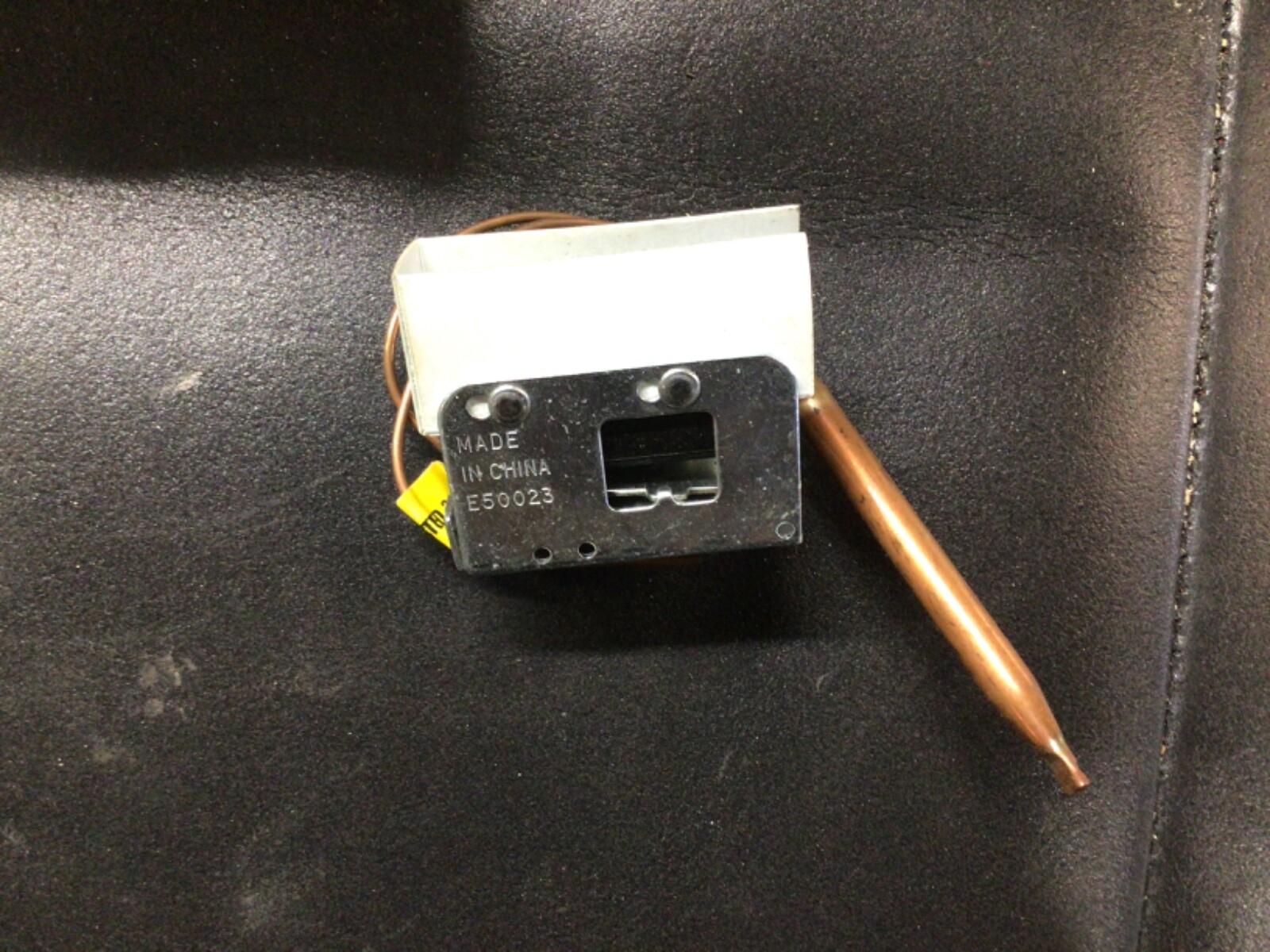 Aaon R10230 - Lockout Temperature Switch PECO E50023 compressor lockout ...