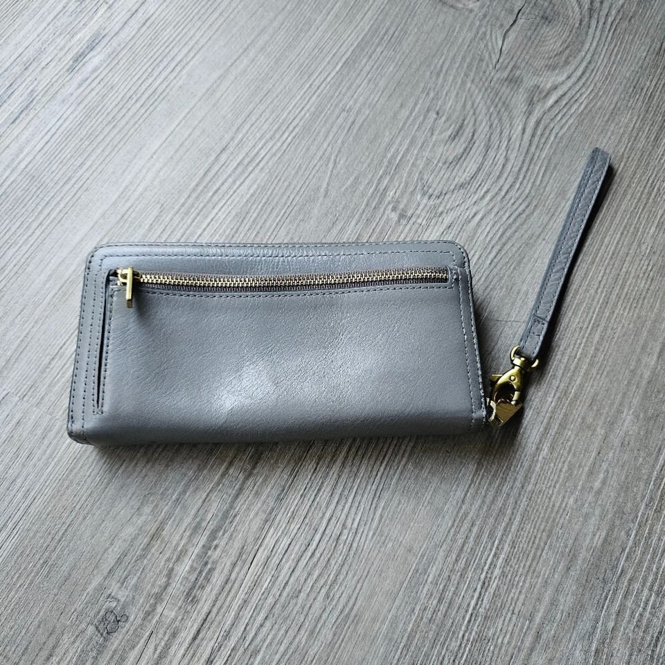EUC Gray RFID Fossil Logan Wristlet Wallet | eBay