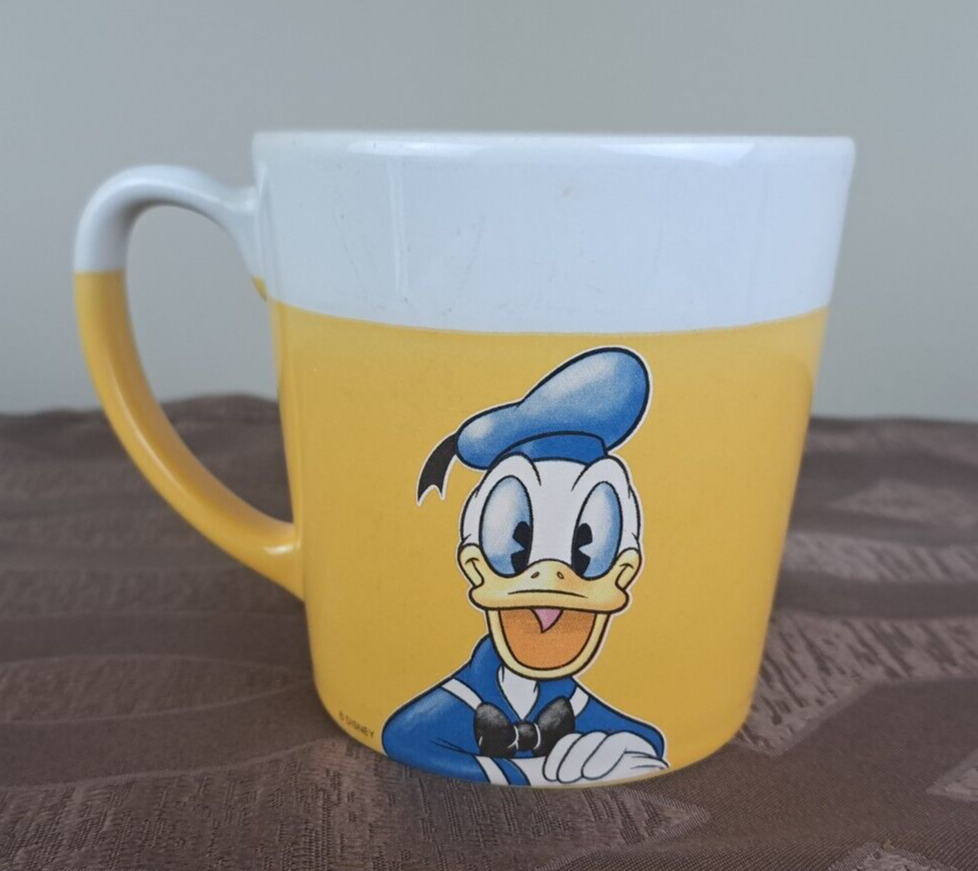 Disney Donald Duck Coffee Mug Large Size Disney Store Exclusive Yellow ...