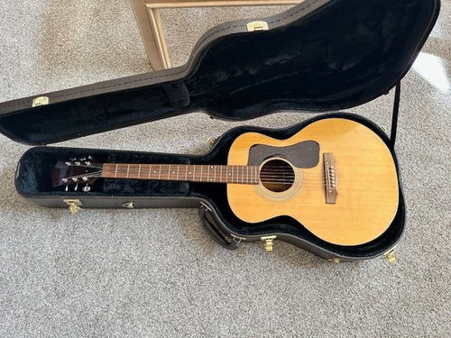 Guild F30 N.T. Vintage acoustic guitar - made in America. Includes case ...