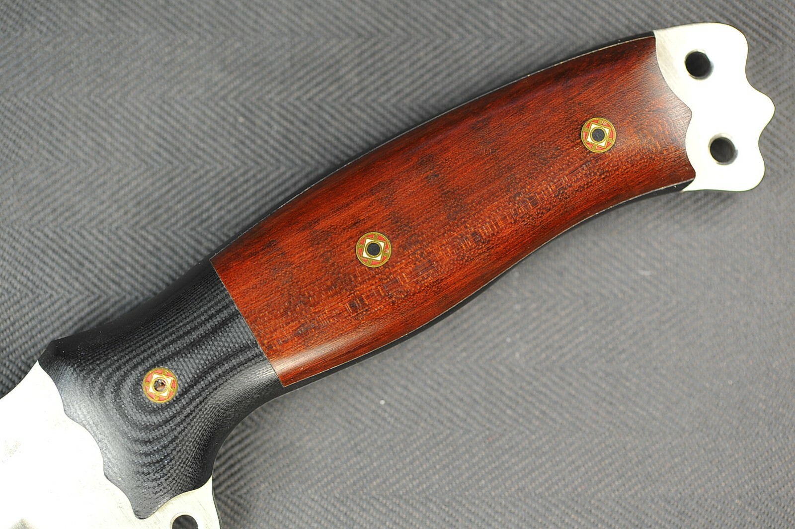 Busse Custom Force One .224" Satin INFI Blade Black G10 G-rexed ...