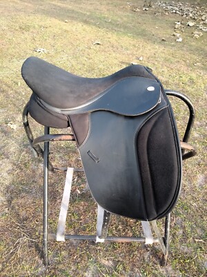 17 1/2" Thorowgood T4 Cob Dressage Saddle with adjustable gullet | eBay