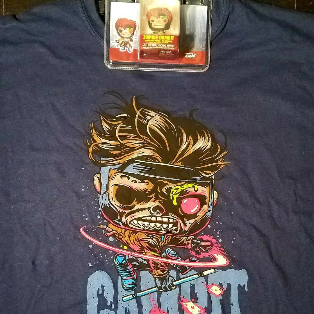 official collection 2 pair 2010 Marvel TShirt Bundle