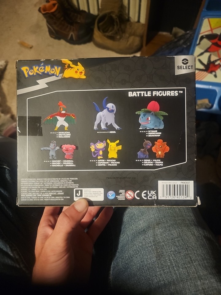 Jazwares Select Pokemon Eevee Evolution Multipack Eevee Flareon ...