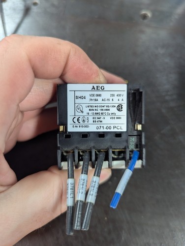 AEG SH04 RELAY VDE0660 230 400v 071-00 PCL ***LOT OF 8**** | eBay