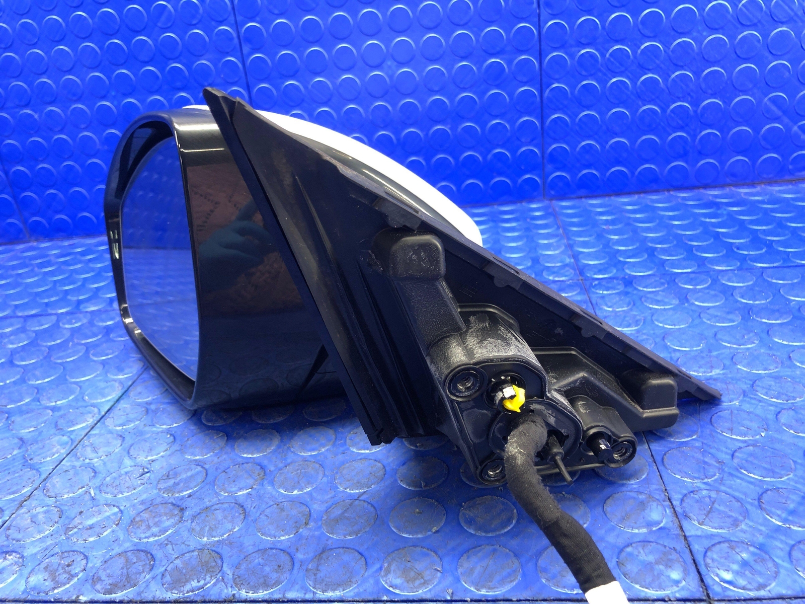 2018-2020 LAND ROVER VELAR FRONT LEFT POWER FOLDING SIDE MIRROR FUJI ...