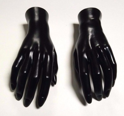 Partial-Body & Mannequin Parts - Female Hands