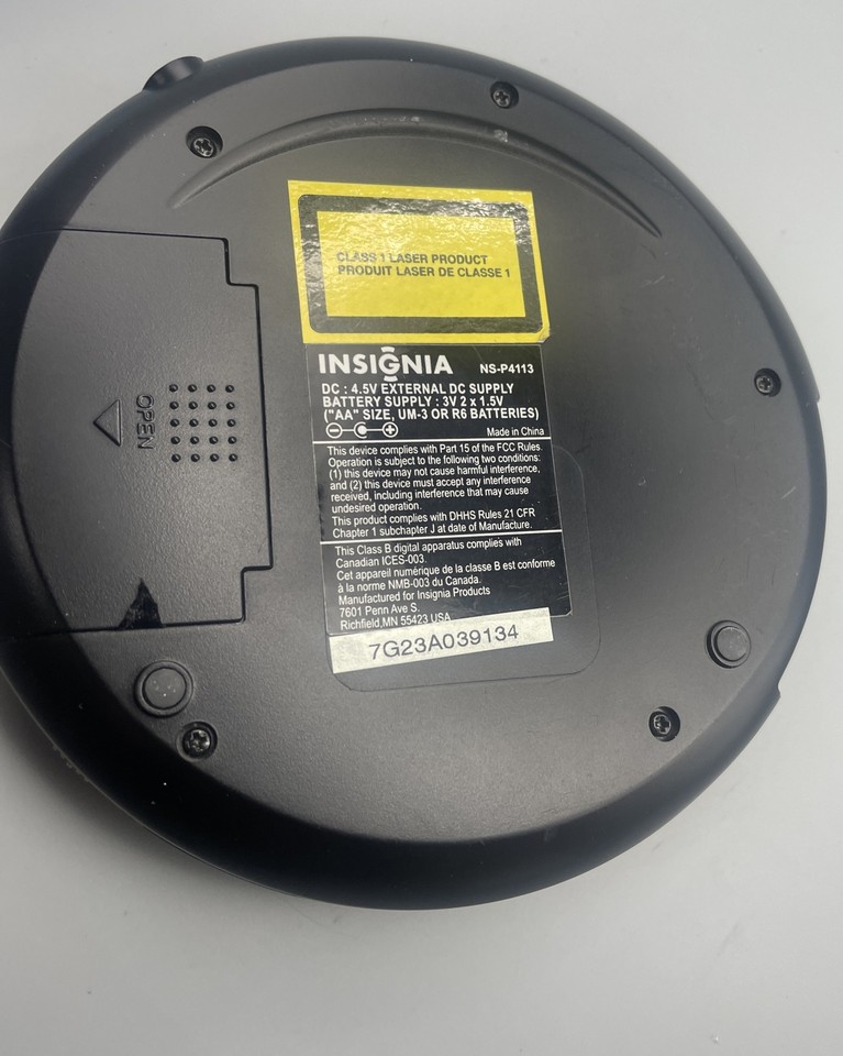 Insignia NS-P4113 MP3 Digital FM Tuner Skip Protection CD Player ...