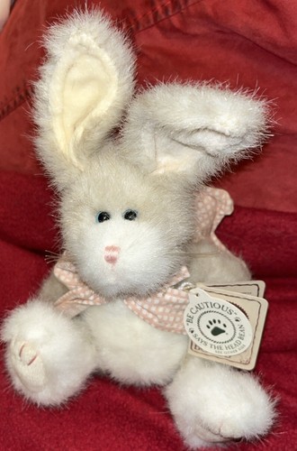 BOYDS Bears Lil Peach Bunny Plush Stuffed Rabbit 562404 Jointed Angel ...