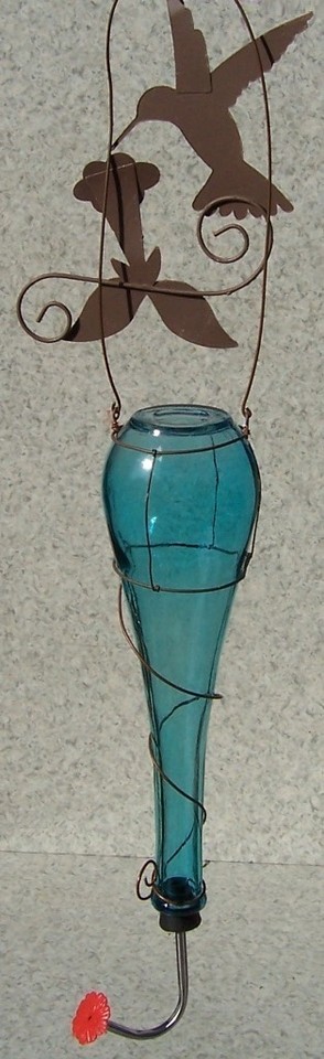 Hummingbird Feeder Paisley Hummingbird metal with Blue glass bottle NEW ...
