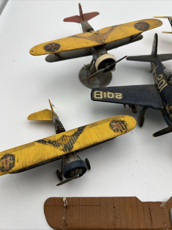 Collection of 16 Vintage Military Airplanes JETS Models Kits Dusty AS ...