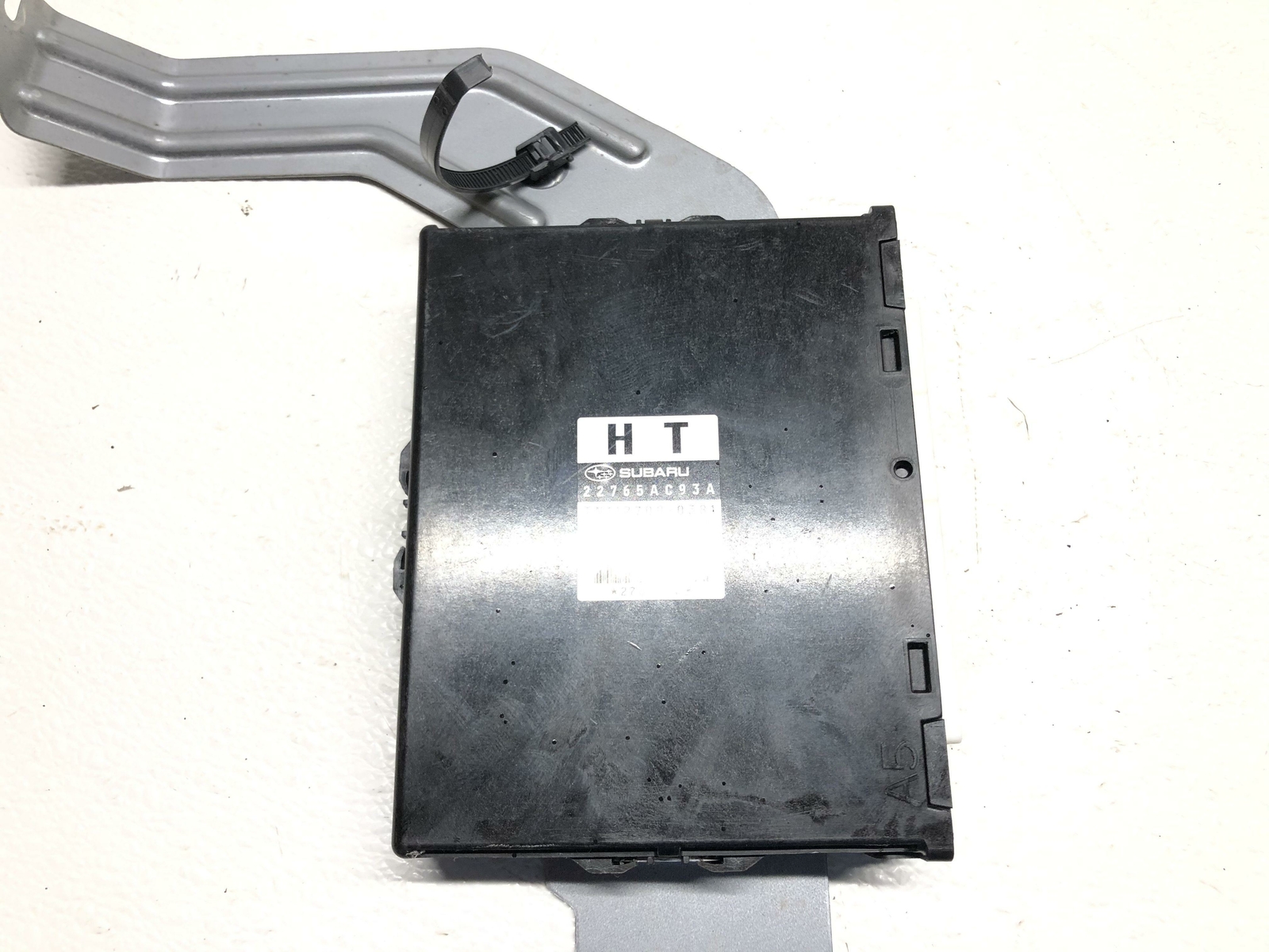 2011 Subaru Legacy 2.5L Engine Control Module Unit Ecm 22765AB07B A22 ...