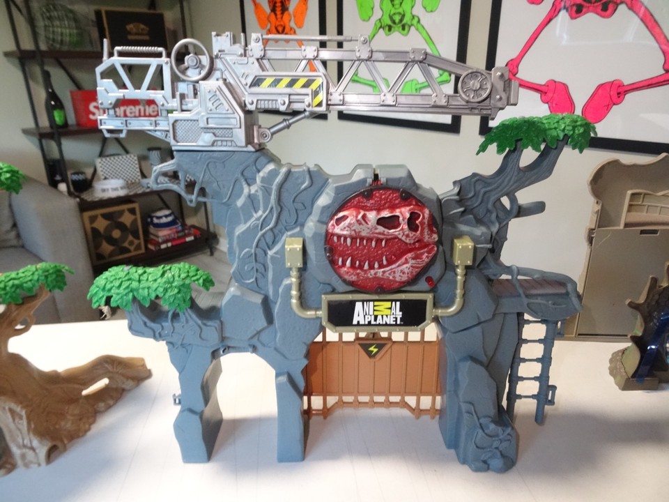 VTG LOT OF 4 Chap Mei Dino Valley T-Rex Dinosaur animal planet Play set ...