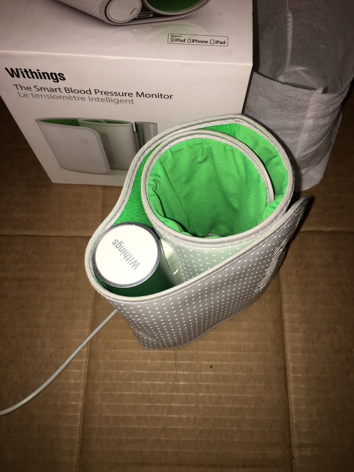 Withings The Smart Blood Pressure Monitor BP-800 iPod iPhone iPod Touch ...