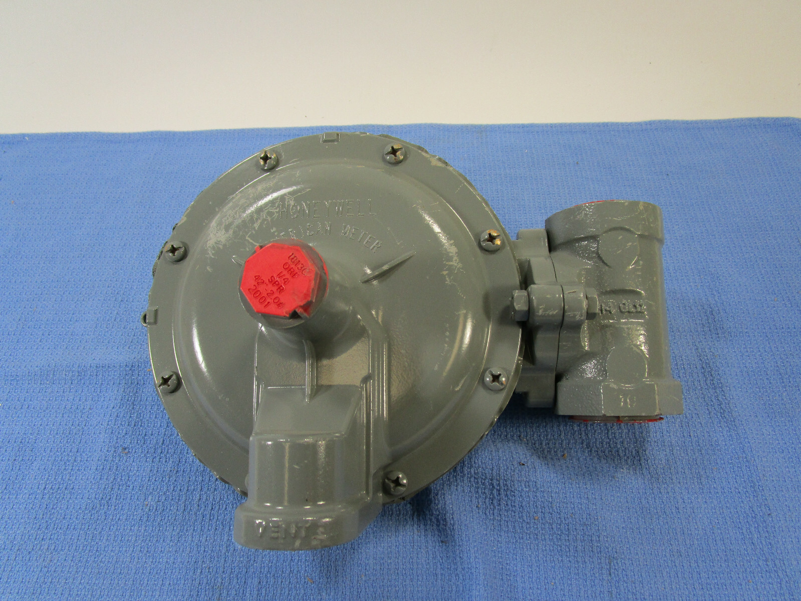 HONEYWELL AMERICAN METER PRESSURE REGULATOR 1-1/2" 1813C ORF SPR 42"-2. ...