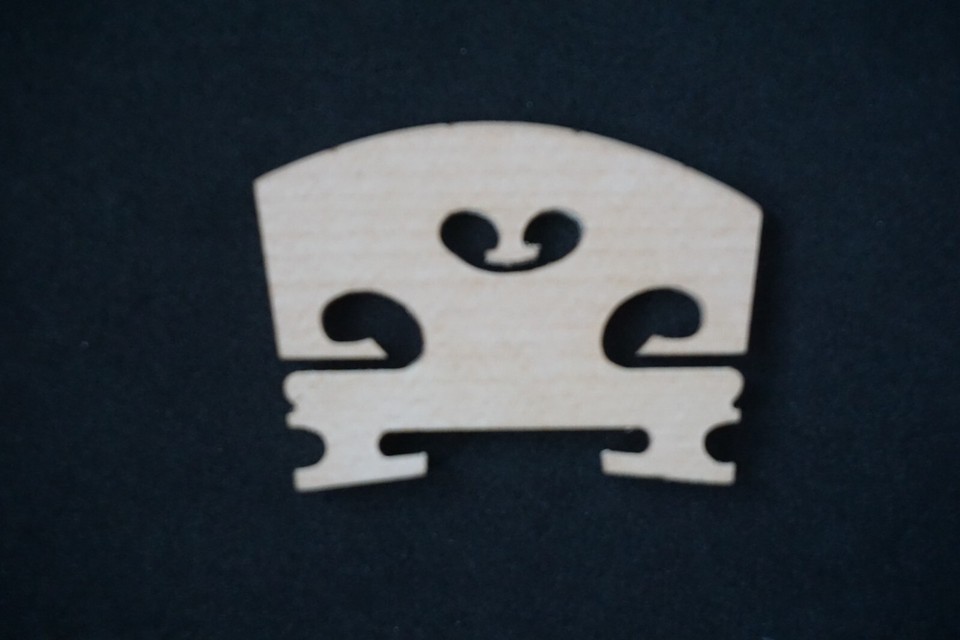 New Pre-Fitted Violin Bridge Full Size 4/4 Maple Wood US Fast Shipping ...