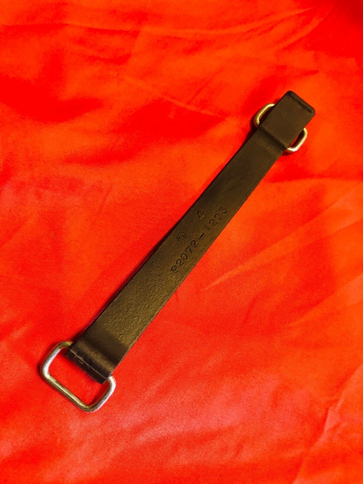 KAWASAKI NINJA 650 R CDI ECU STRAP RUBBER OEM GENUINE EX650R EX 650 R ...