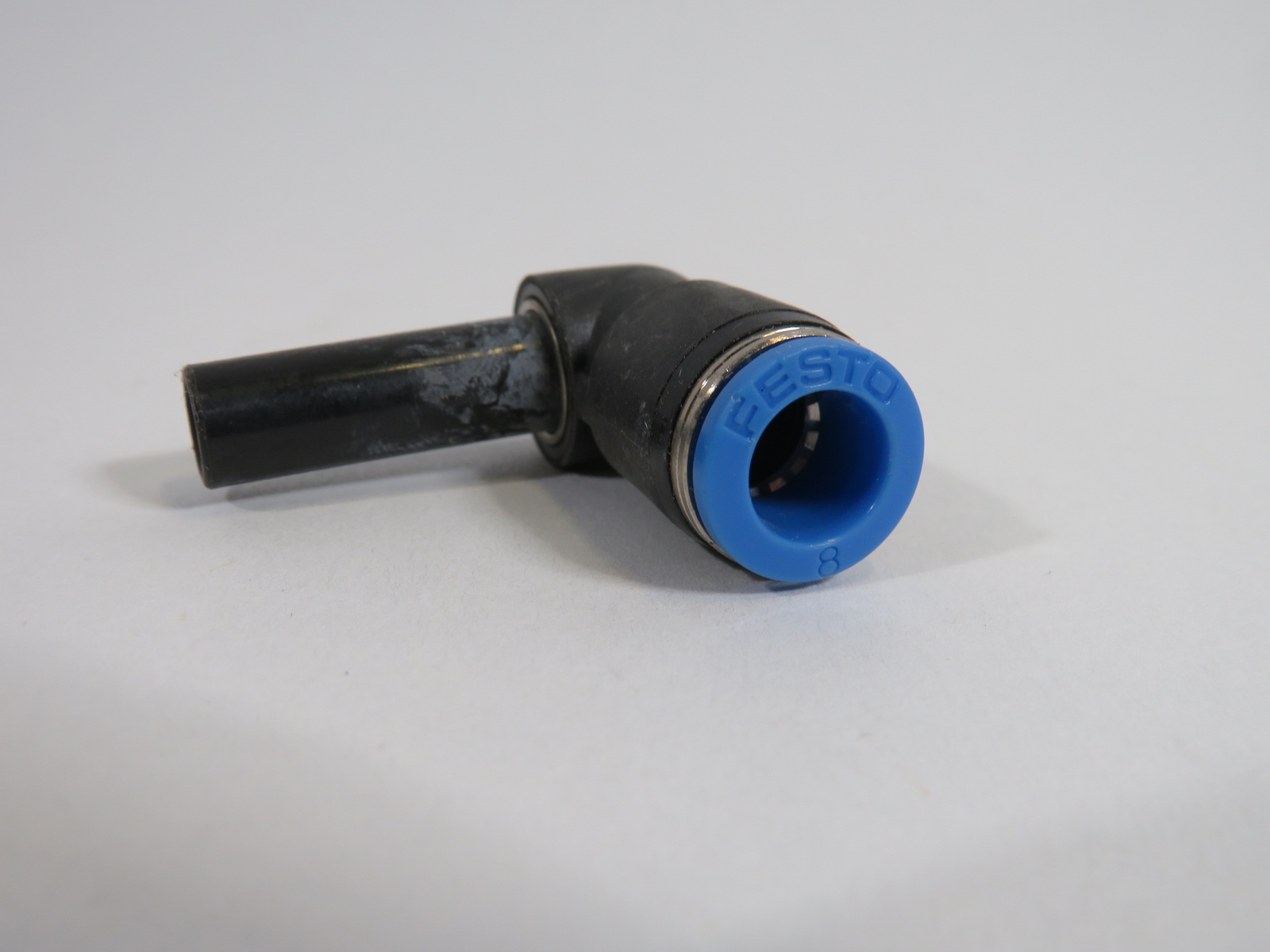 153058 Festo Qsl-8h Push-in L Connector Qs-8 OD 8 Mm - Pcs for sale ...