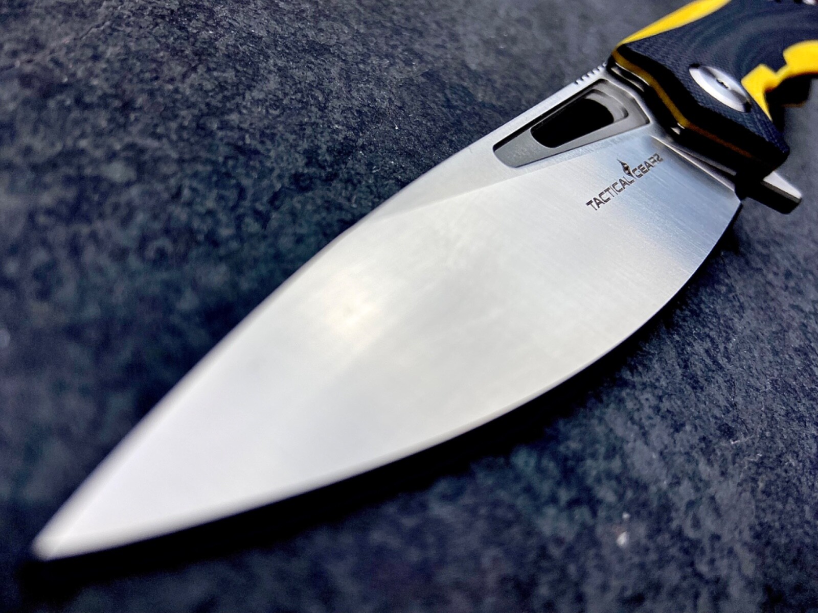 G10 EDC Pocket Knife! Ball Bearing Pivot System! Razor Sharp D2 Steel ...