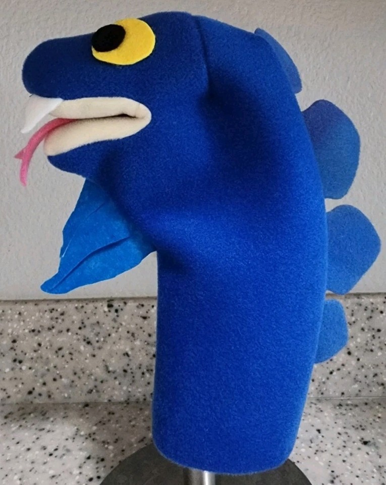 Baby Einstein Inspired Blue Iguana/Bearded Dragon Puppet. Fun. Cute ...