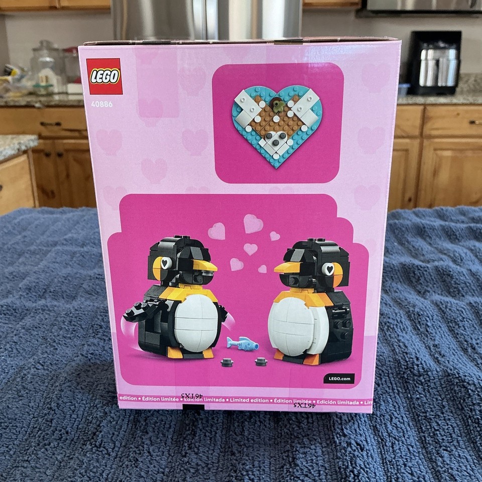 Lego 40886 Penguins In Love Valentine Set. Good Box. In Hand. Ships ...