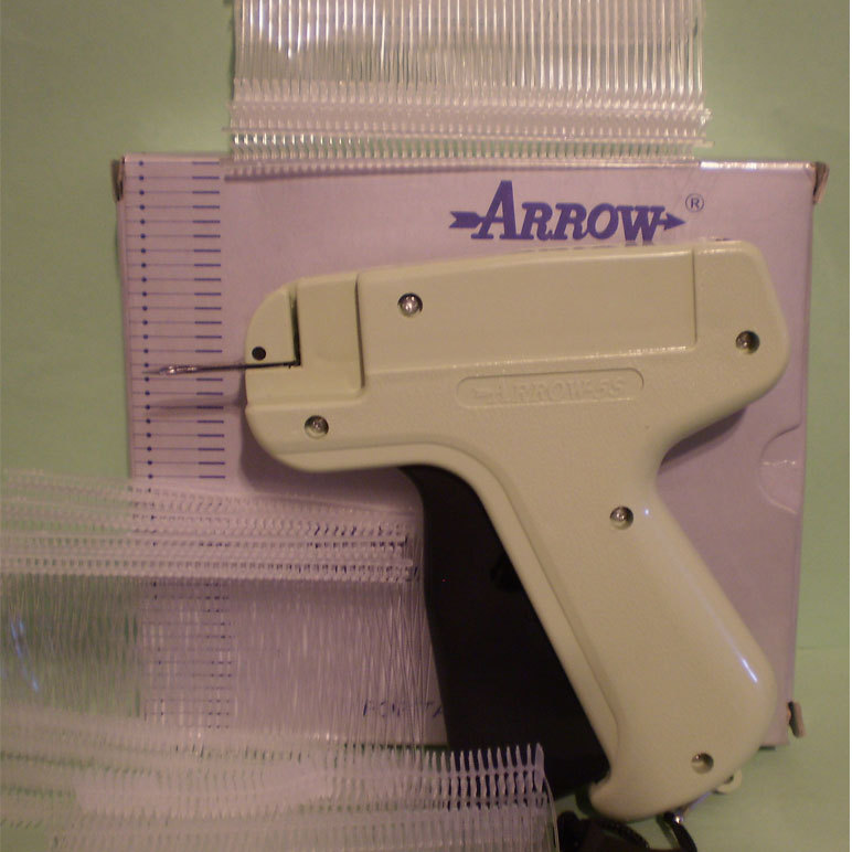 REGULAR GARMENT PRICE LABEL TAGGING TAG TAGGER GUN + 1000 PINS | eBay
