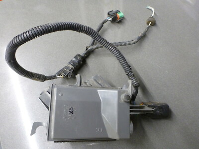 RH Daytime Driving LED Fog Light Ballast Control Module Mitsubishi ...