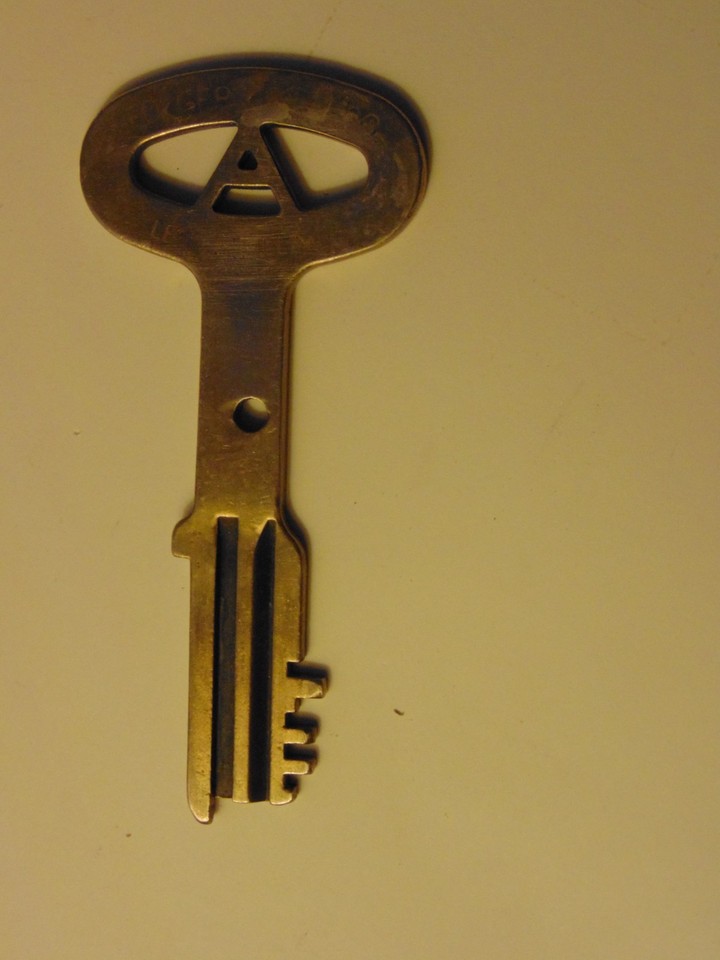 Vintage Large FOLGER ADAM Jail,Prison Brass Key | eBay