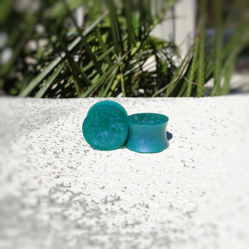 Sea Green with Purple Color Shift Resin Ear Plugs - Ear Gauges - Double ...