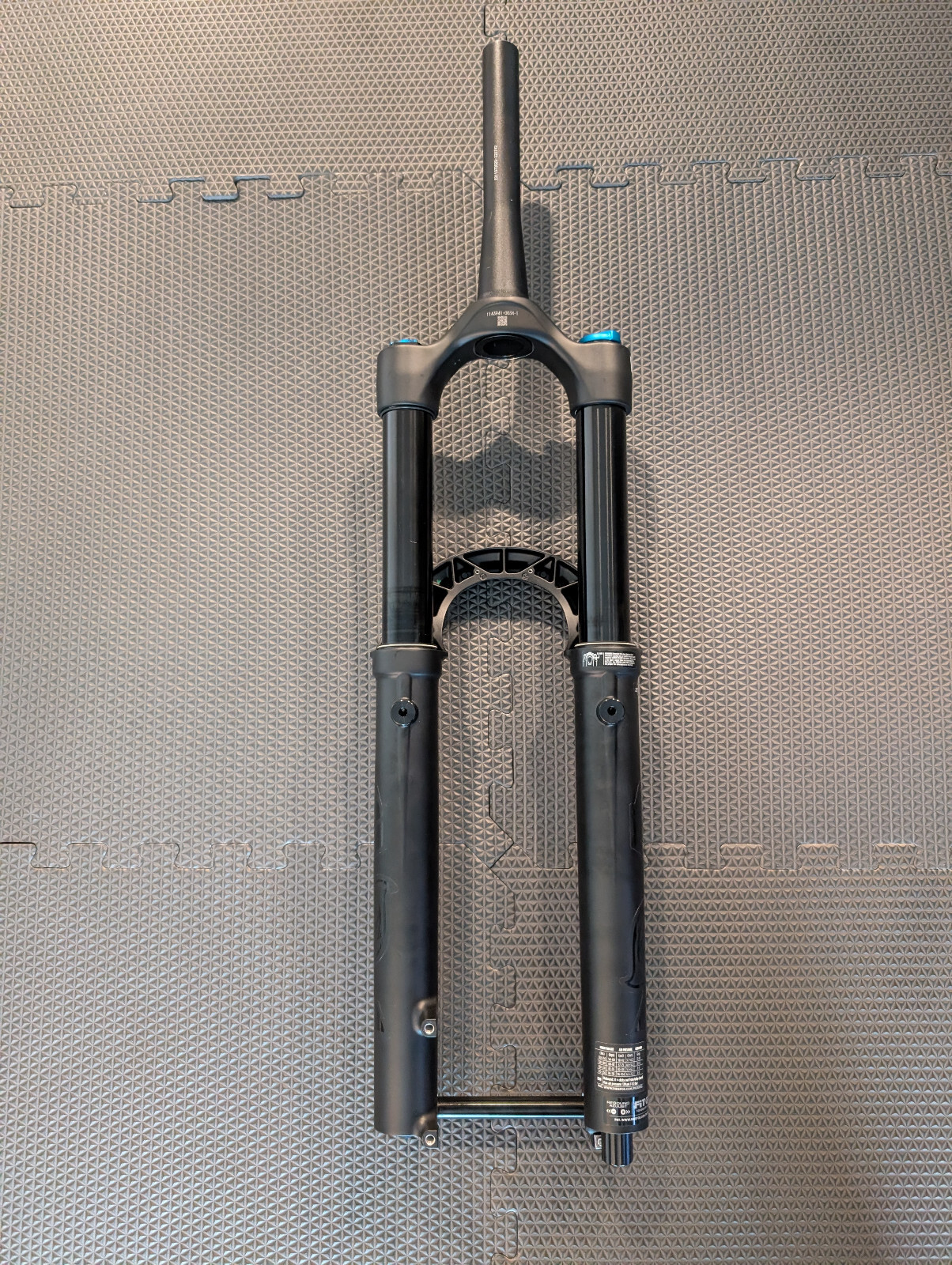 FOX 38 Suspension Fork - 29" 170mm Rhythm w/ GRIP Damper - Brand New | eBay