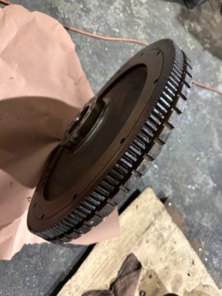 DD15 Detroit Diesel Engine Flywheel 4720300005 OEM | eBay