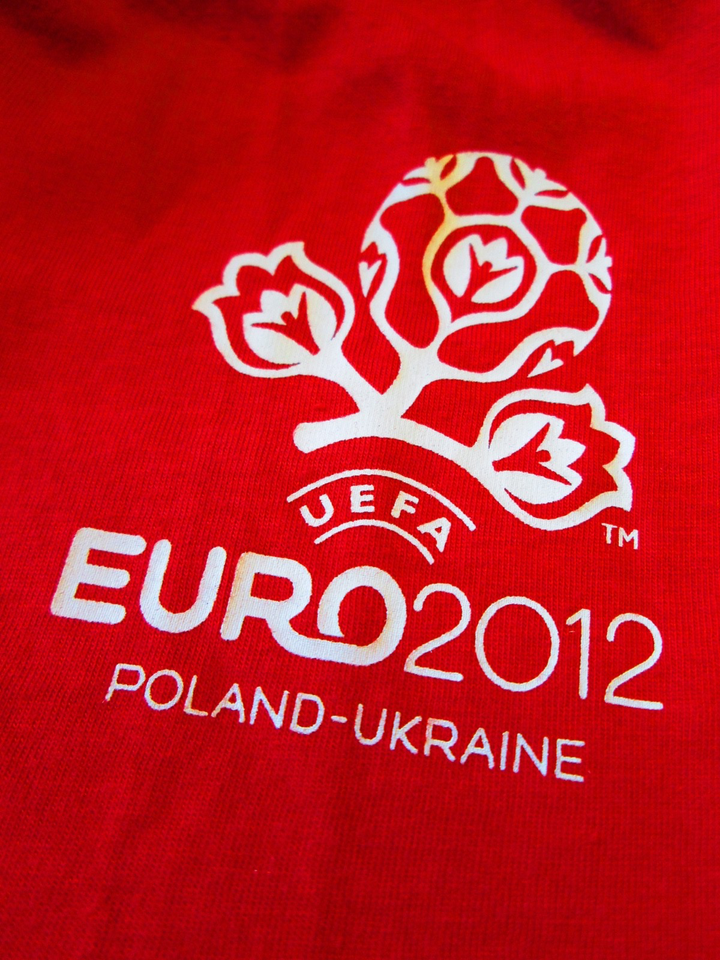 Vintage Football UEFA Euro 2012 Ukraine-Poland T-Shirt Red Size Small ...