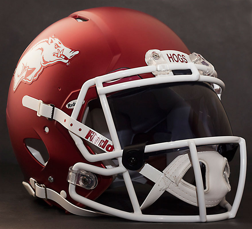 ARKANSAS RAZORBACKS NCAA Authentic GAMEDAY Football Helmet w/ OAKLEY ...