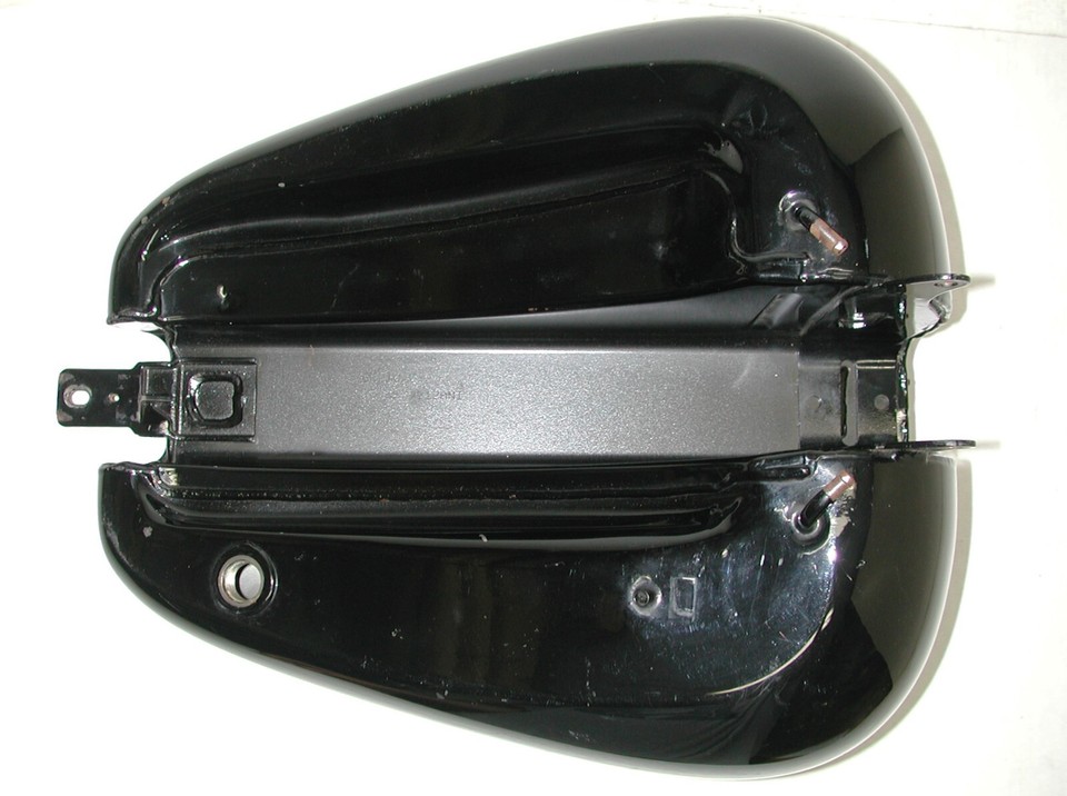 HARLEY DAVIDSON Softail Heritage Fat Boy 2003-2010 OEM Black Fuel Gas ...