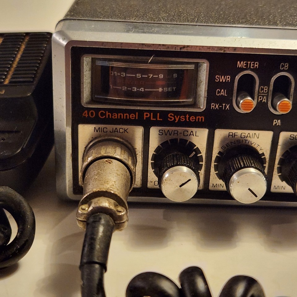 GE 3-5819A 40 Channel CB Radio With Hand Com 12V Plug Tested Working | eBay