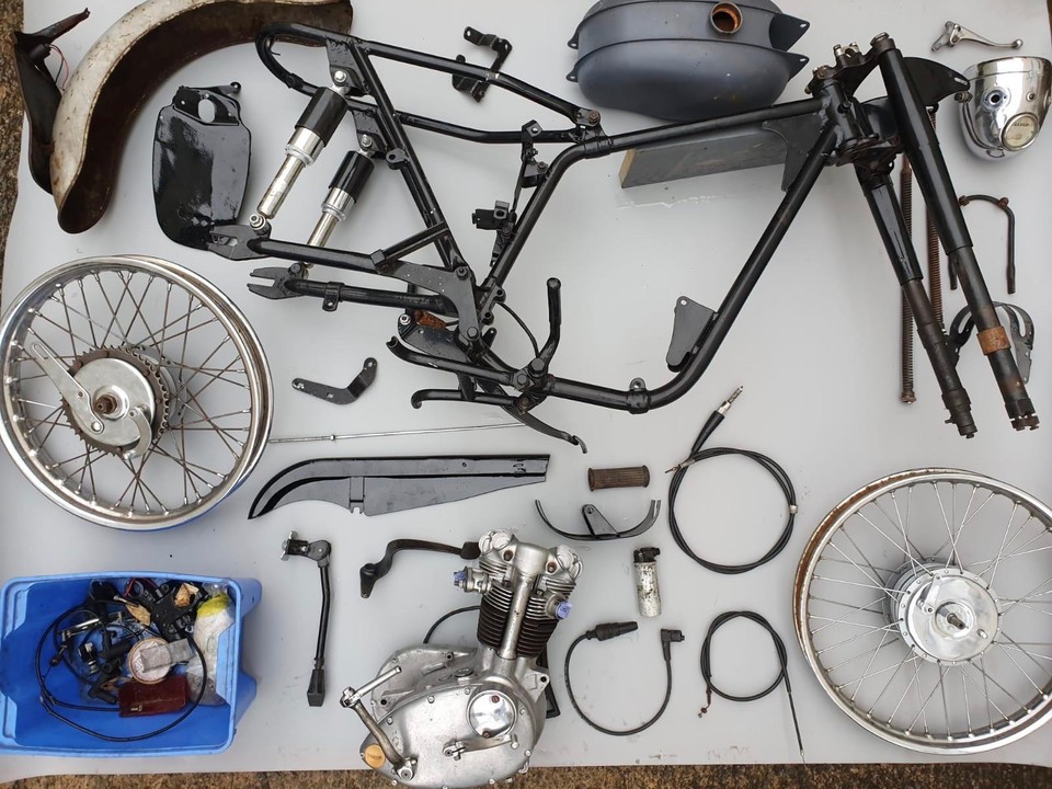 TRIUMPH BSA BANTAM CUB / TIGER CUB + V5 EASY PROJECT PX TRIALS C15 B40 ...