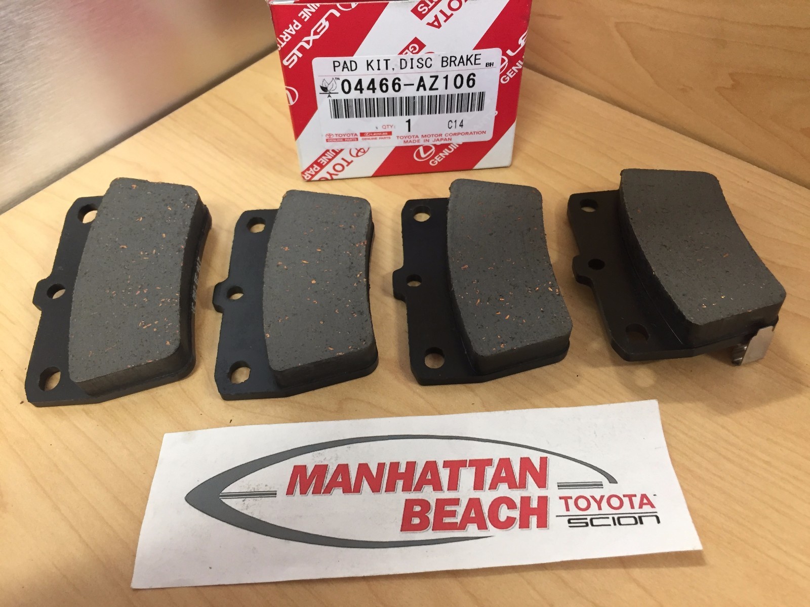 2004 - 2005 RAV4 REAR Brake Pads Genuine Toyota Ceramic 04466-AZ106 | eBay