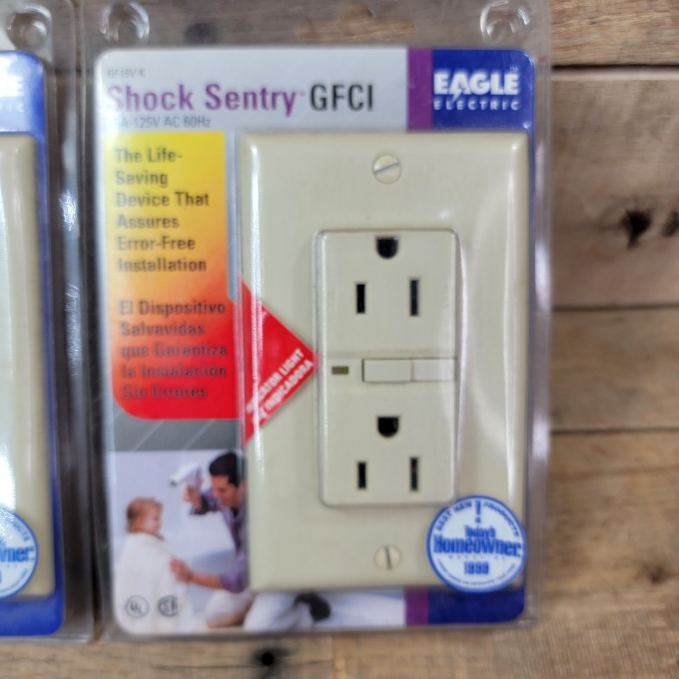 Vintage Eagle Cooper GF15V-K Horizontal GFCI IVORY 15A Receptacle New ...