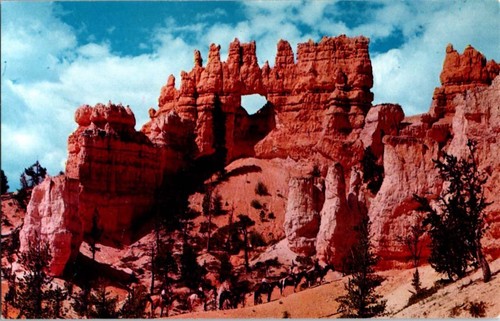 Between Cedar City & St. George Utah UT : BRYCE CANYON NATIONAL PARK j ...
