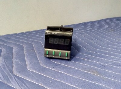Temperature Controllers - 9900 Temperature Controllers